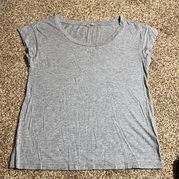 GAP | Tops | Gap Capped Sleeve Tee | Poshmark